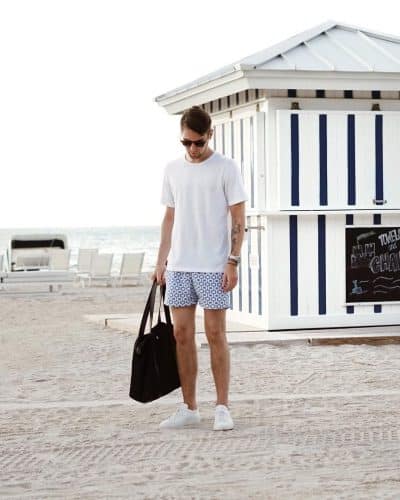 33 Best Beach Outfits for Men: What to Wear at the Beach?