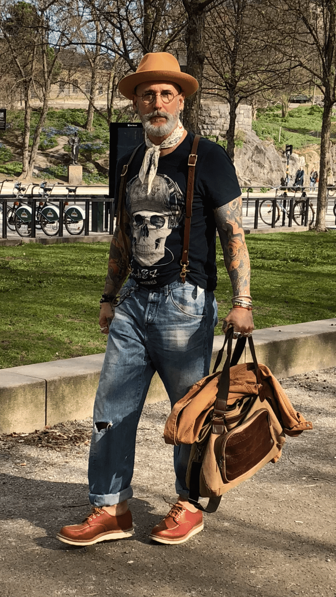 25 Hipster Outfit Ideas for Men & Style Tips