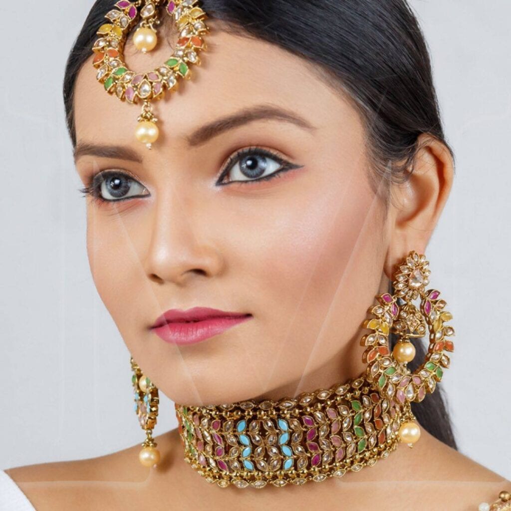 21 Best Maang Tikka Designs & Ideas How to Wear – Outfit Trends