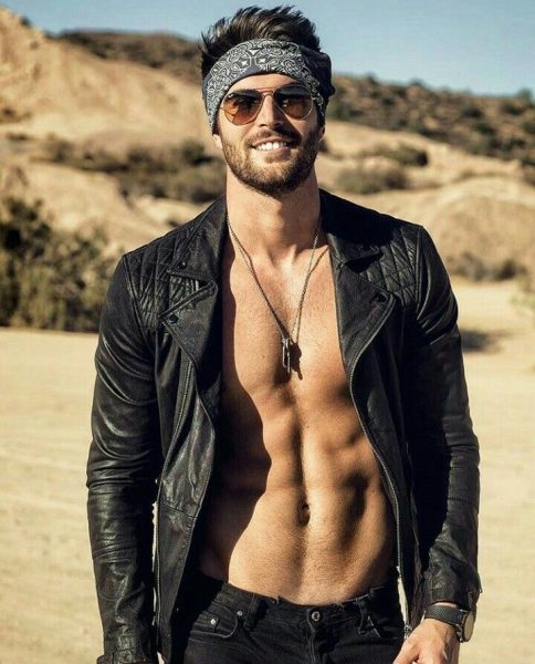 17 Rugged Outfit Ideas for Men with Styling Tips