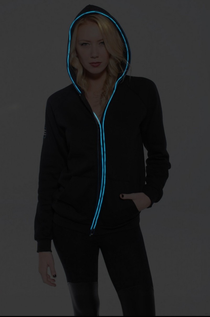 20 Rave Party Outfit Ideas & Styling Tips