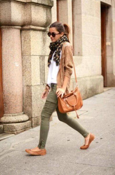 30 Cute College Girl Outfit Ideas with Styling Tips