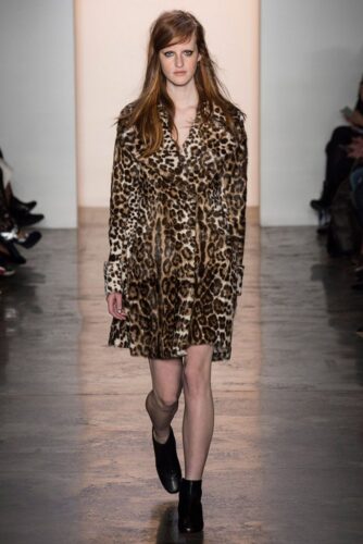 Outfits with Leopard coats-20 Ideas to Style Leopard Print Coats