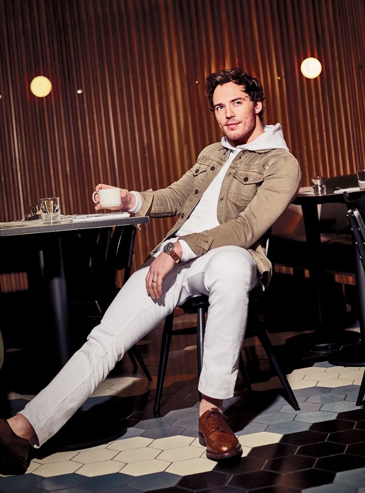 What to Wear to the Theater for Men ? 18 Outfit Ideas