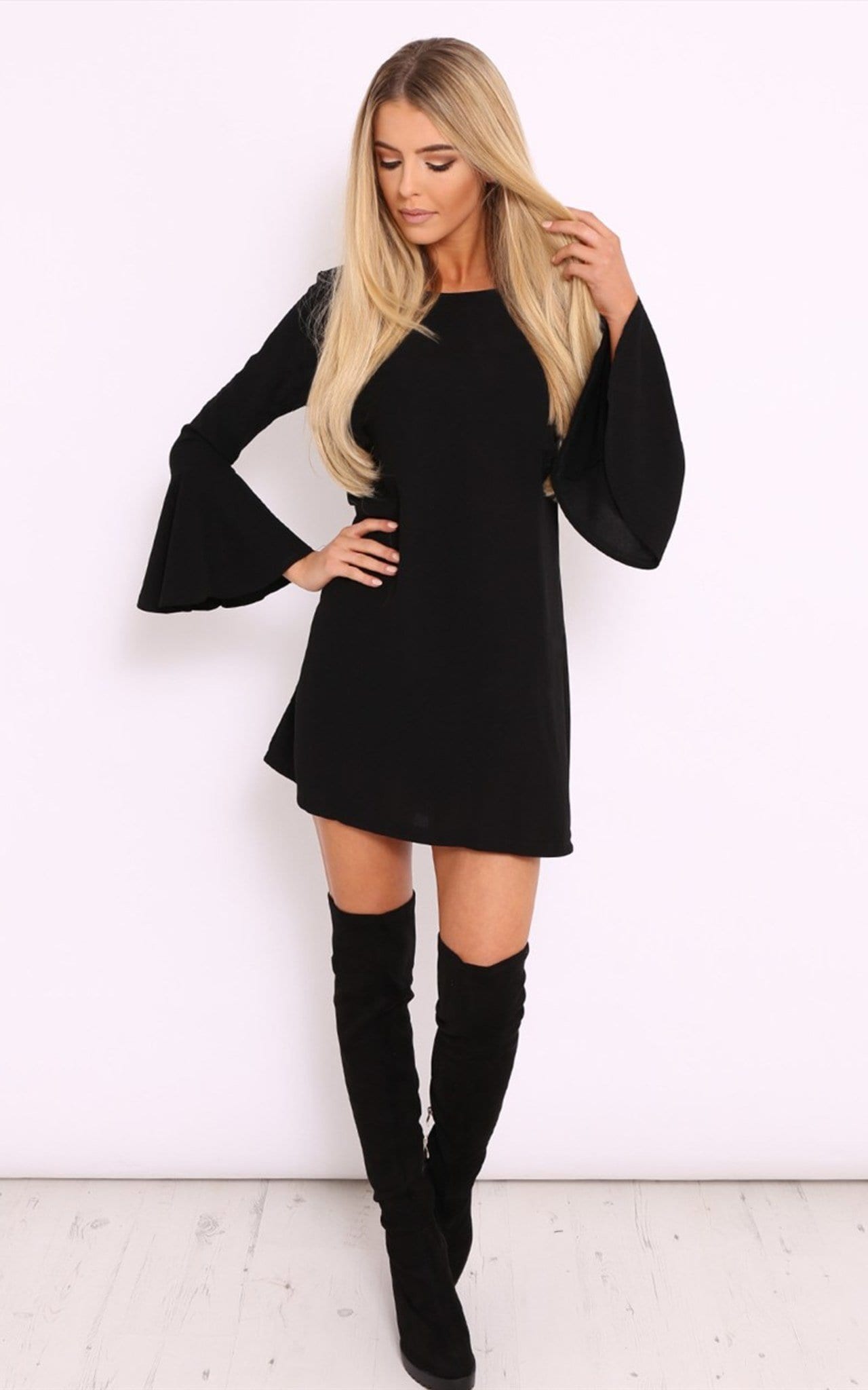 How To Wear A Swing Dress This Summer-19 Outfit Ideas