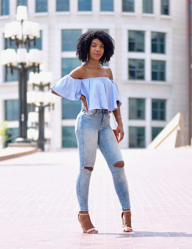 41 Chic Ripped Jeans Outfit Ideas with Styling Tips