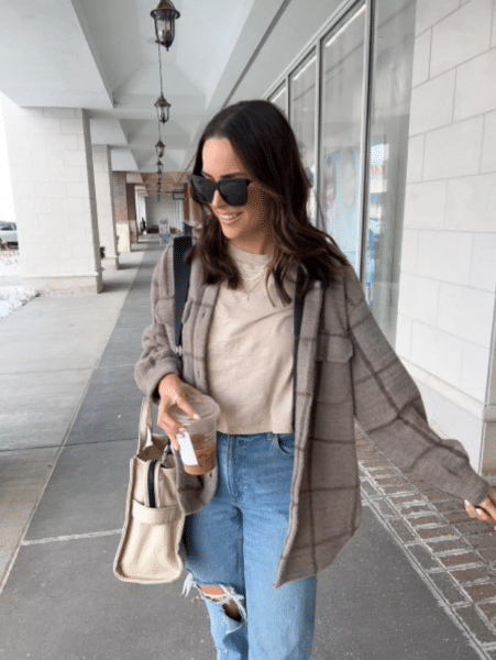 22 Cute Outfits With Short Hair-Dressing Style Ideas