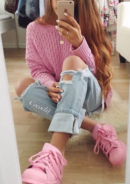28 Dope Outfits for Girls to Bring your Swag Back