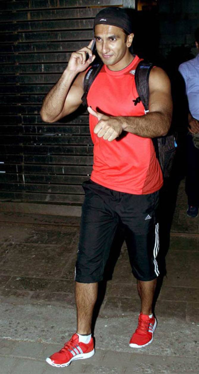 How to Wear Red Shoes for Men ? 33 Outfit Ideas