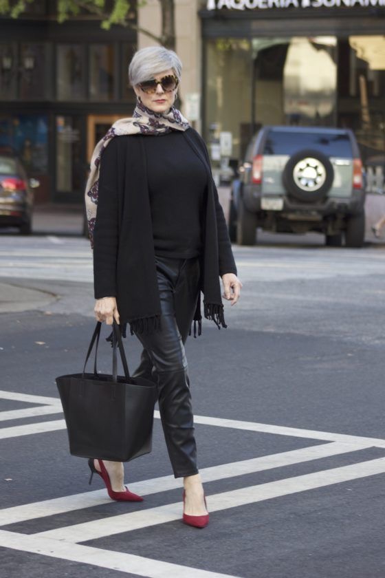 Dressing Styles for Women Over 50 -18 Outfits for Fifty Plus