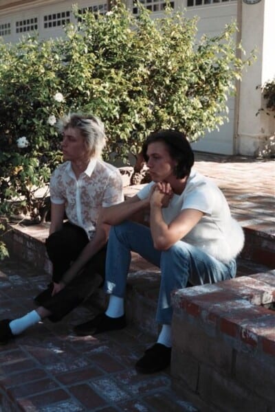 27 Lace Outfit Ideas for Men and Styling Tips