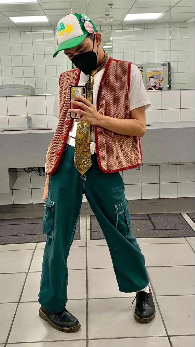 What to Wear on Mismatch Day ? 25 Outfit Ideas for Men