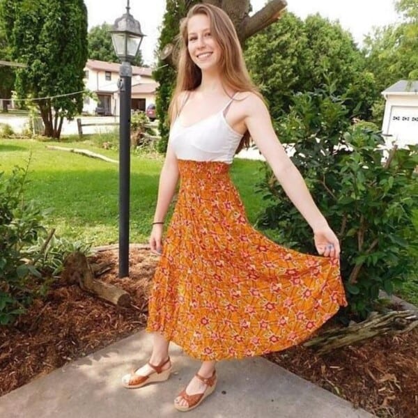 How To Wear Orange Skirts ? 30 Outfit Ideas