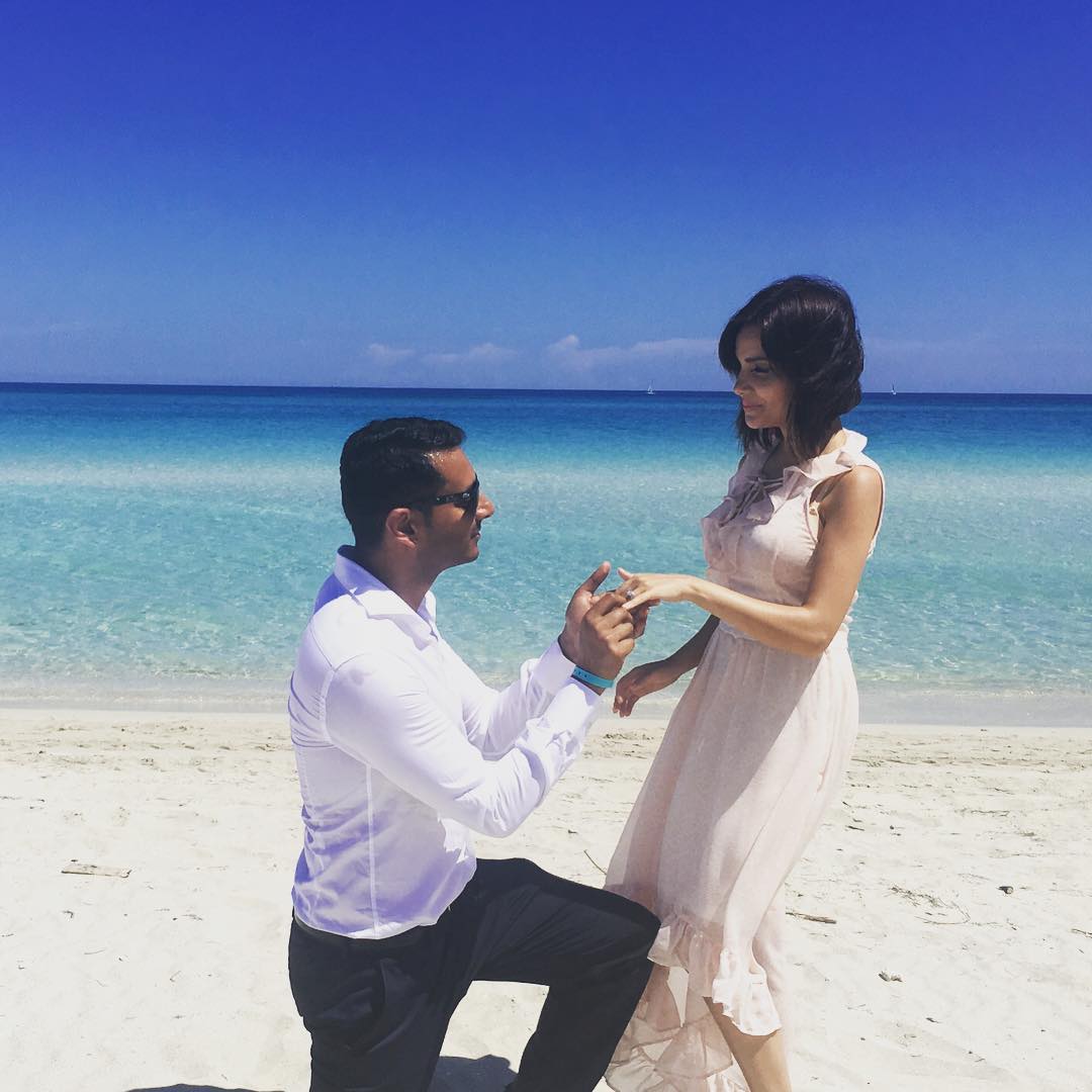 Pakistani Couple Outfits-25 Best Outfits Of Pakistani Celebrities