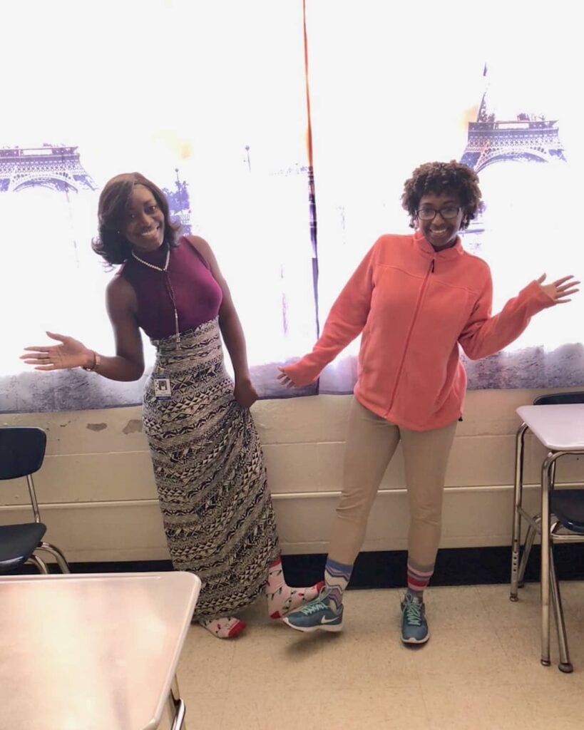 25 Best Ideas on How to Wear Colorful Socks for Women