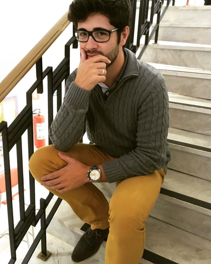 35 Best Men’s Outfits with Mustard Pants To Wear This Year – Outfit Trends