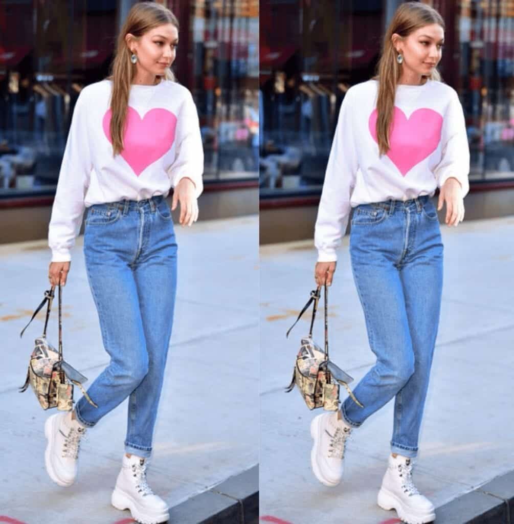 25 Chic Mom Jeans Outfit Ideas for Everyone