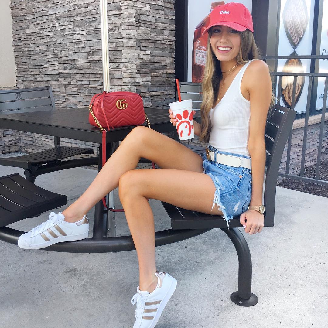 30 Hiking Outfit Ideas For Women To Wear This Summer 30 Hiking Outfit Ideas For Women To Wear This Summer