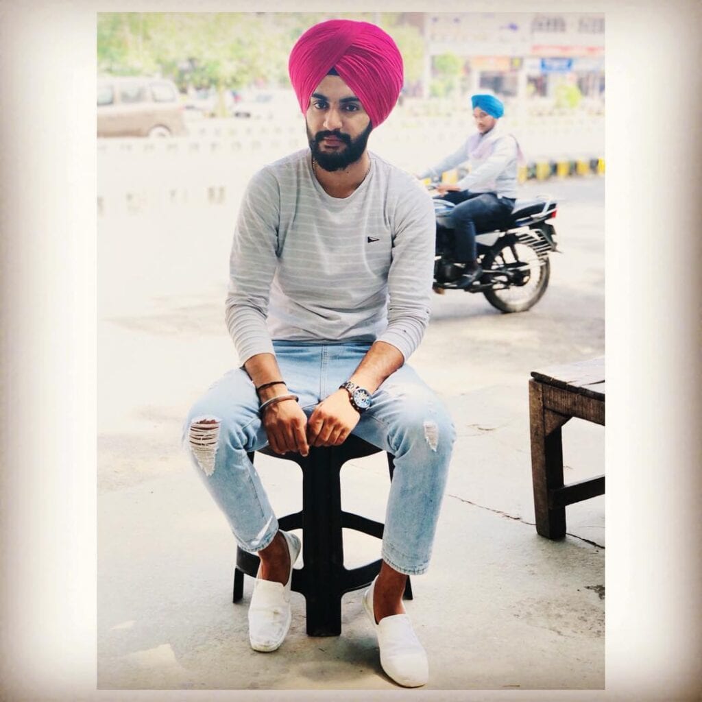 17 Different Types of Turbans & Styling Tips