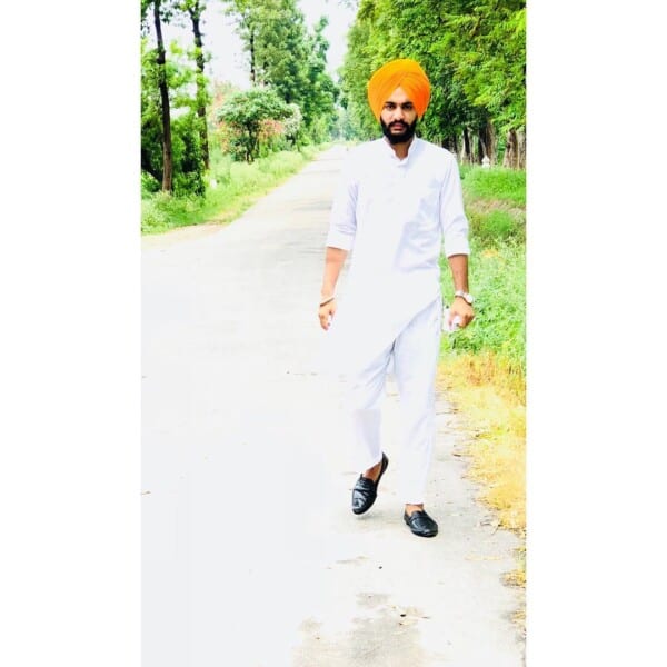 17 Different Types of Turbans & Styling Tips