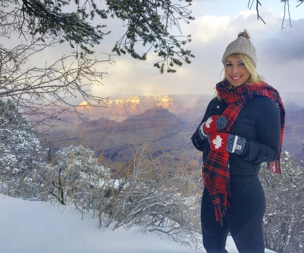 30 Best December Outfit Ideas For Women with Styling Tips