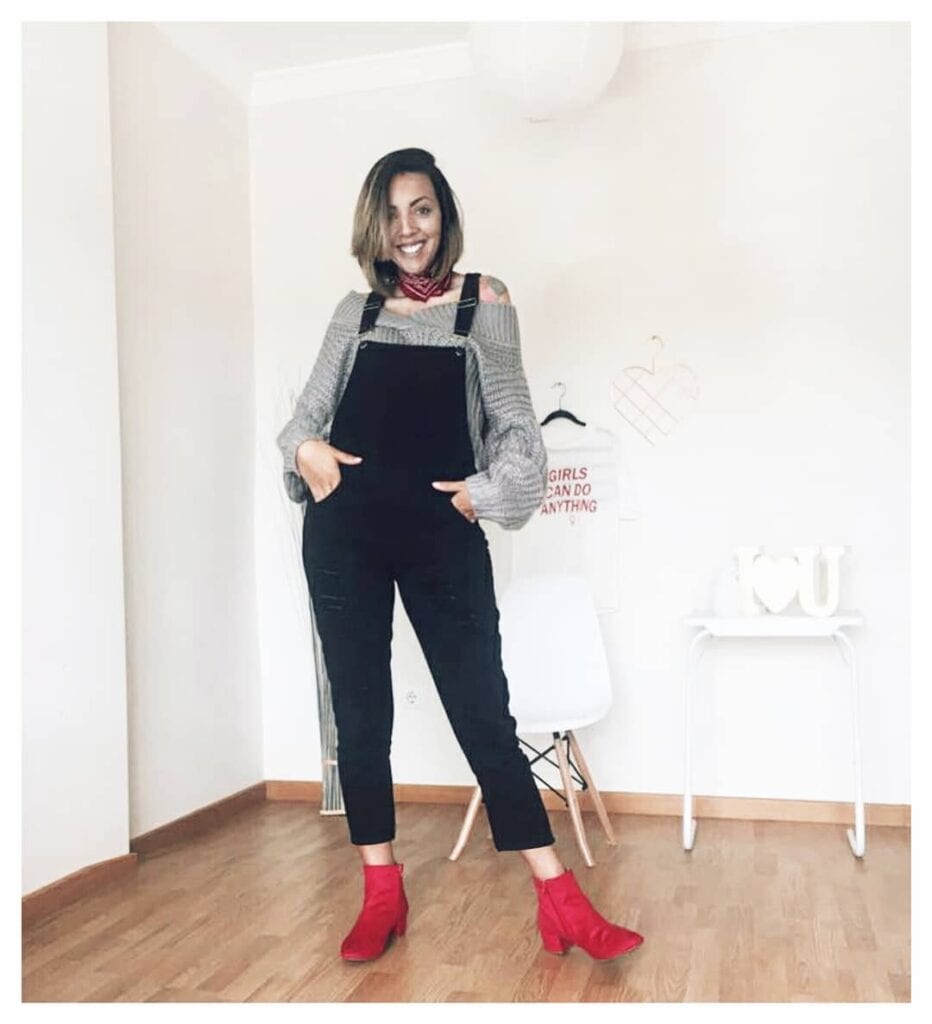 30 Best December Outfit Ideas For Women with Styling Tips