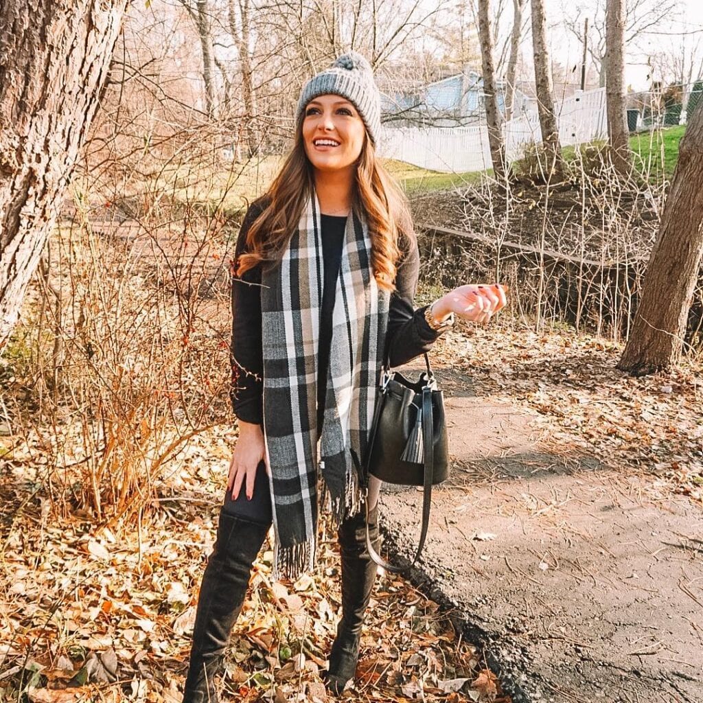 30 Best January Outfits for Women with Styling Tips