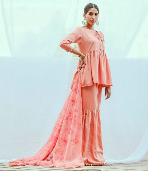 Latest Gharara Suits- 16 Best Ideas On How To Wear Ghararas