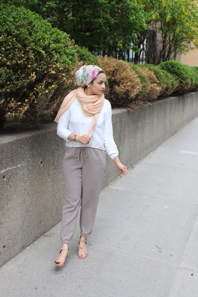 16 Modest Crop Top Outfit Ideas with Styling Tips