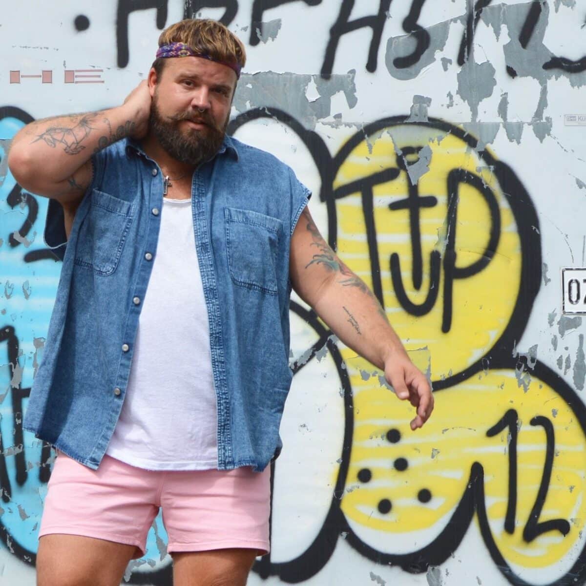 90s Fashion for Men - 23 Best 1990s Themed Outfits for Guys