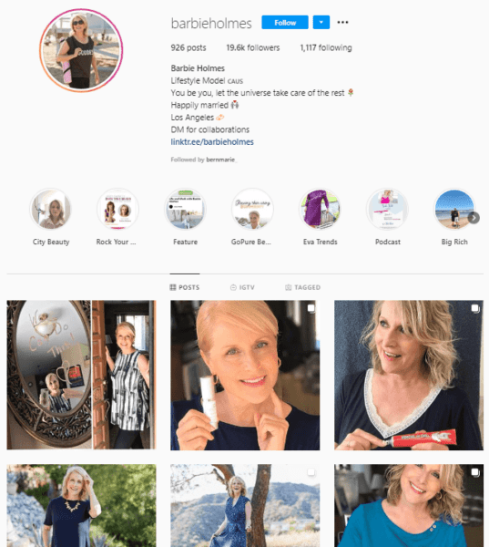 16 Best Over 60 Bloggers & Influencers To Follow This Year