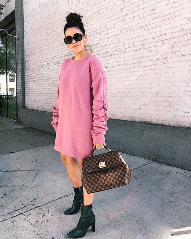 Outfit with Pink Sweater | 20 Ways to Style Pink Sweaters