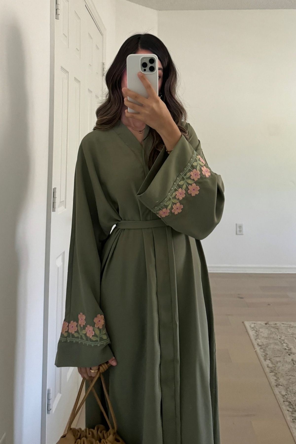50 Modern Abaya Styles on Instagram to Check