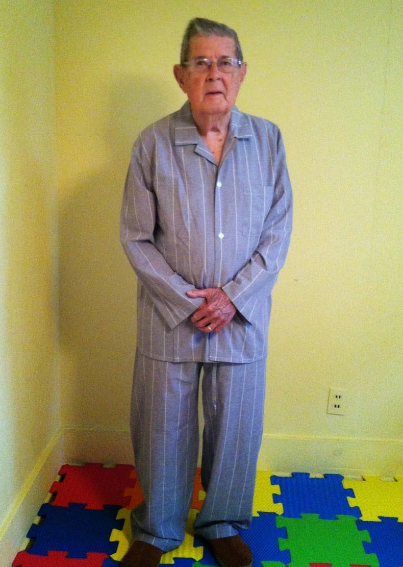 24 Smart Outfit Ideas for Men Over 50 with Styling Tips