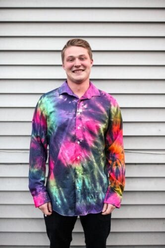 17 Stylish Tie-Dye Outfit Ideas for Men – Outfit Trends