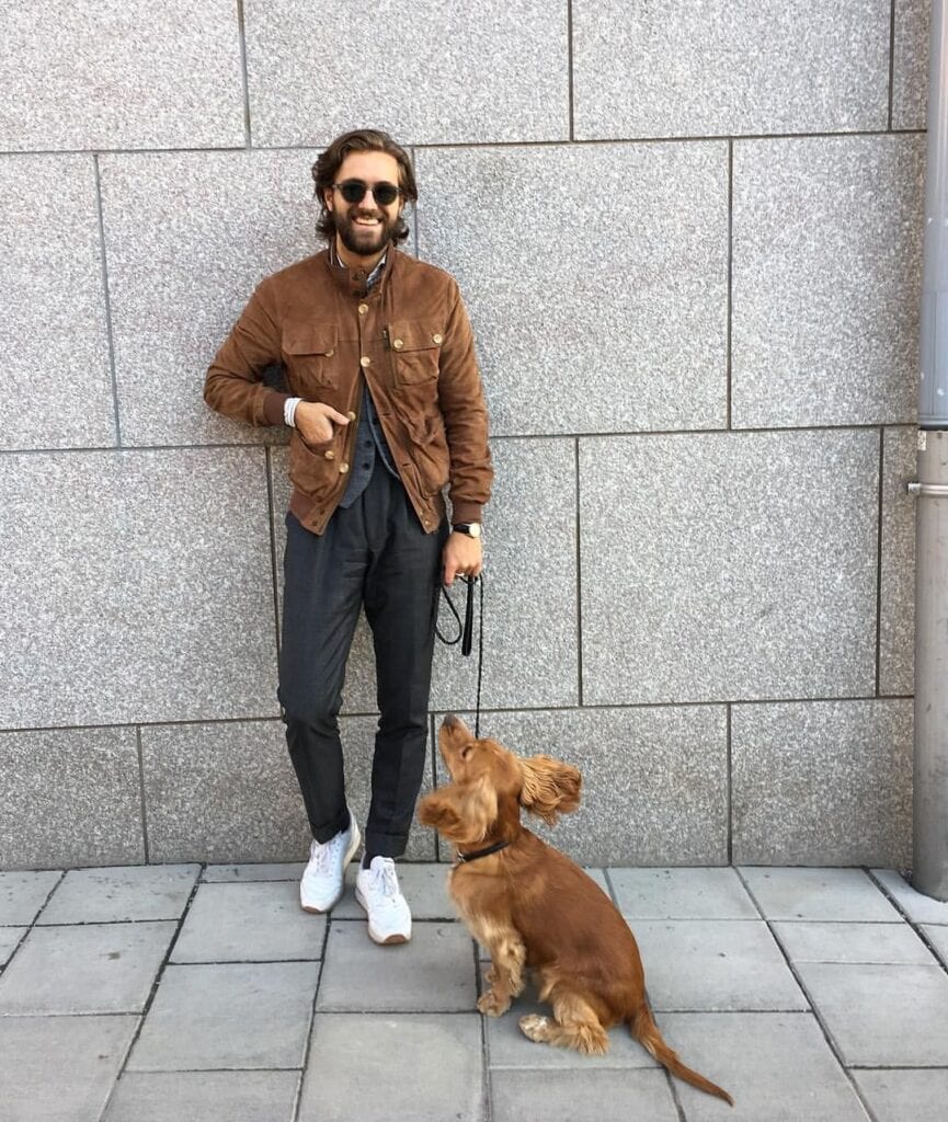 20 Best Dog Walking Outfits For Men with Tips