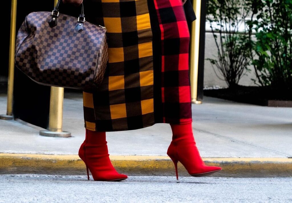 How to Wear a Checkered Dress? 20 Best Outfit Ideas