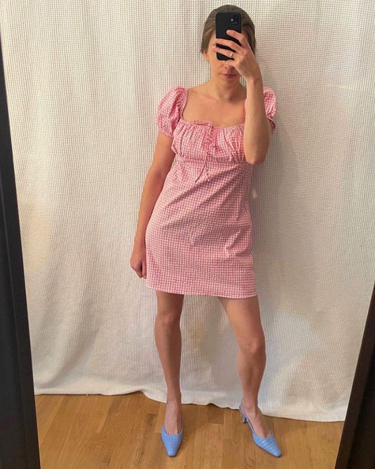 How to Wear a Checkered Dress? 20 Best Outfit Ideas