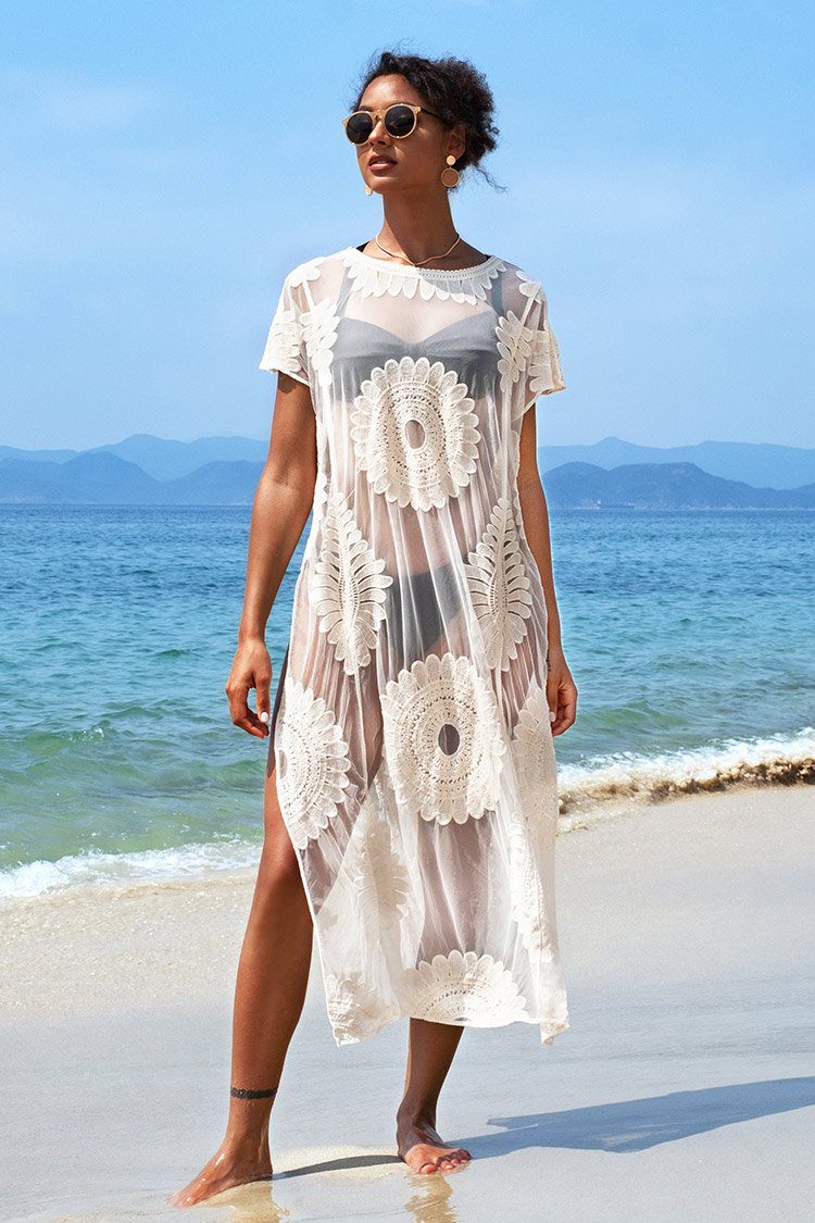 What to Wear to a Water Park? 27 Outfit Ideas