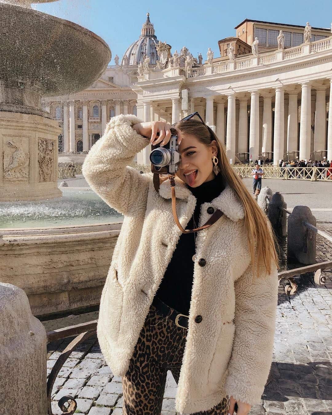 37 Best Women’s Winter Outfit Ideas for Rome