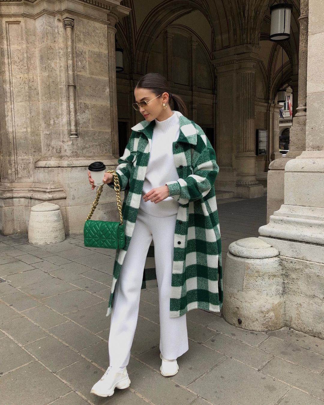 37 Best Women’s Winter Outfit Ideas for Rome