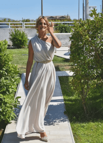 20 Best One Shoulder Outfit Ideas for Your Wardrobe This Year