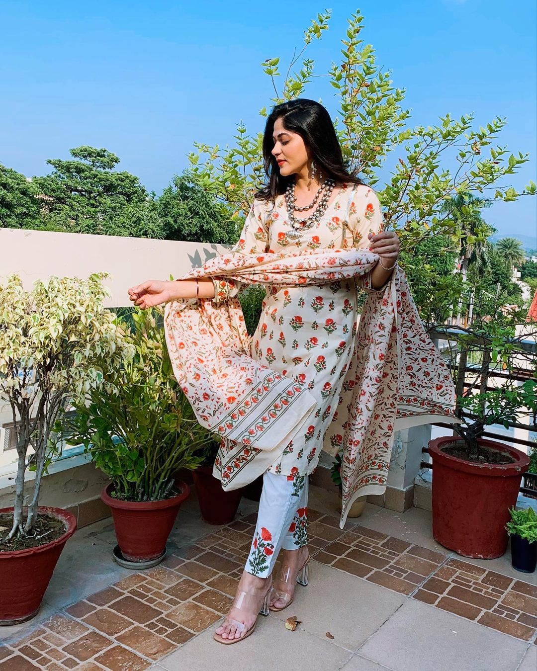 30 Cute Indian Birthday Party Outfits for Guests