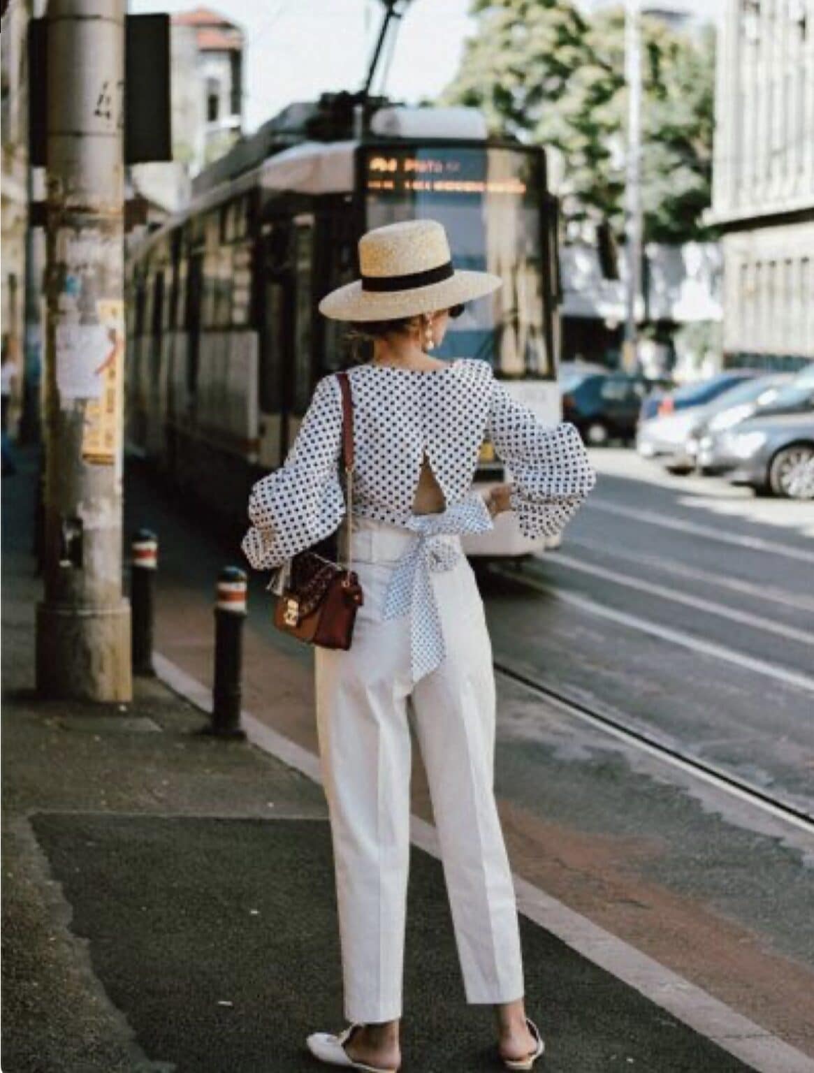 Mini Bag Outfit Ideas-20 Tips on What to Wear with Tiny Bags