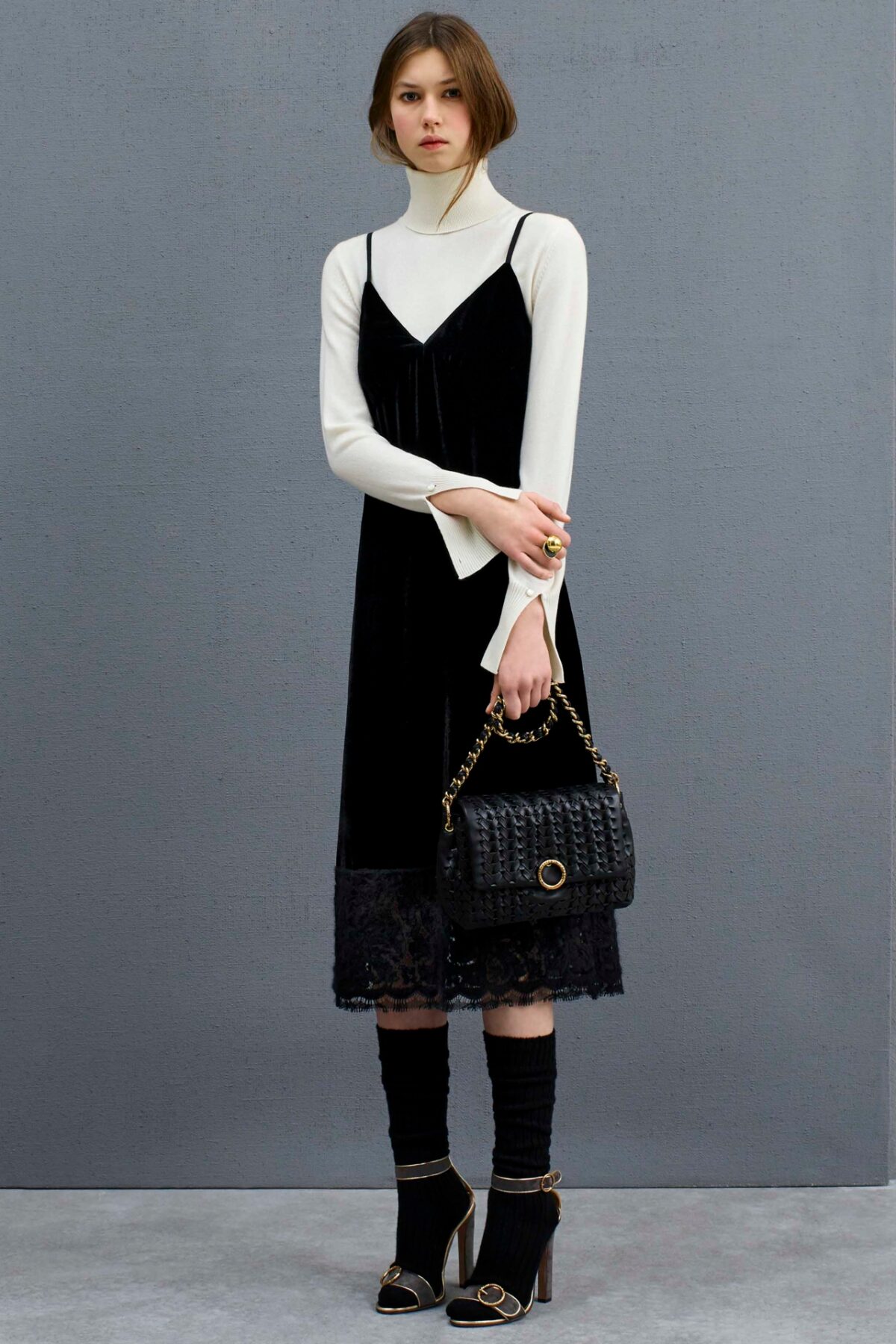 50+ Velvet Outfit Ideas for Women with Styling Tips