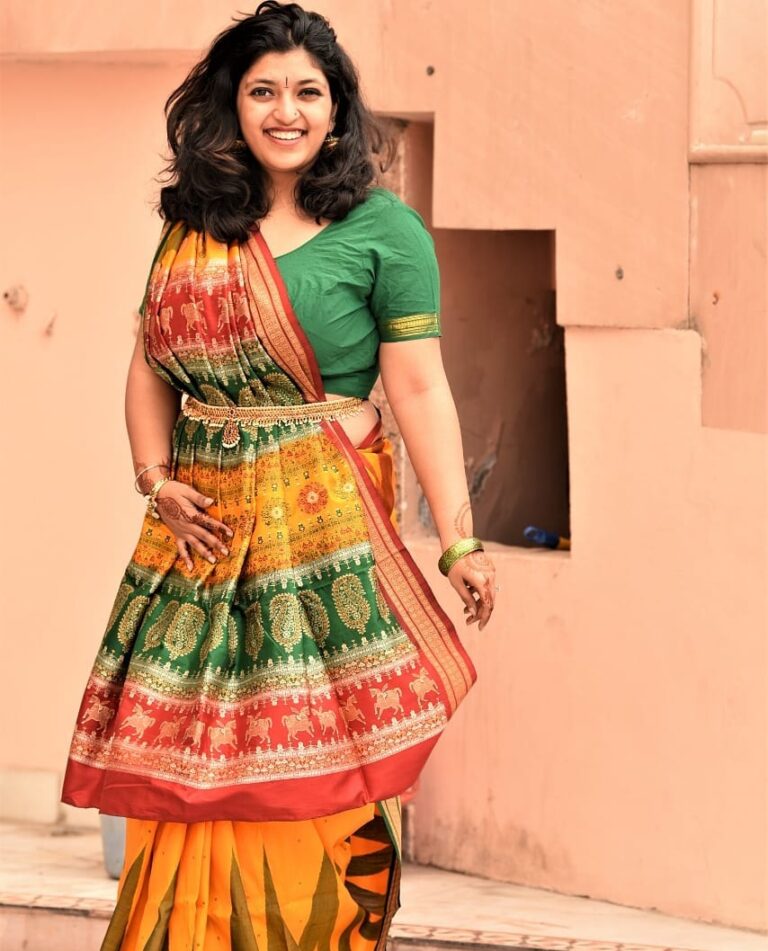 How to Wear Front Pallu Sarees 15 Styling Ideas