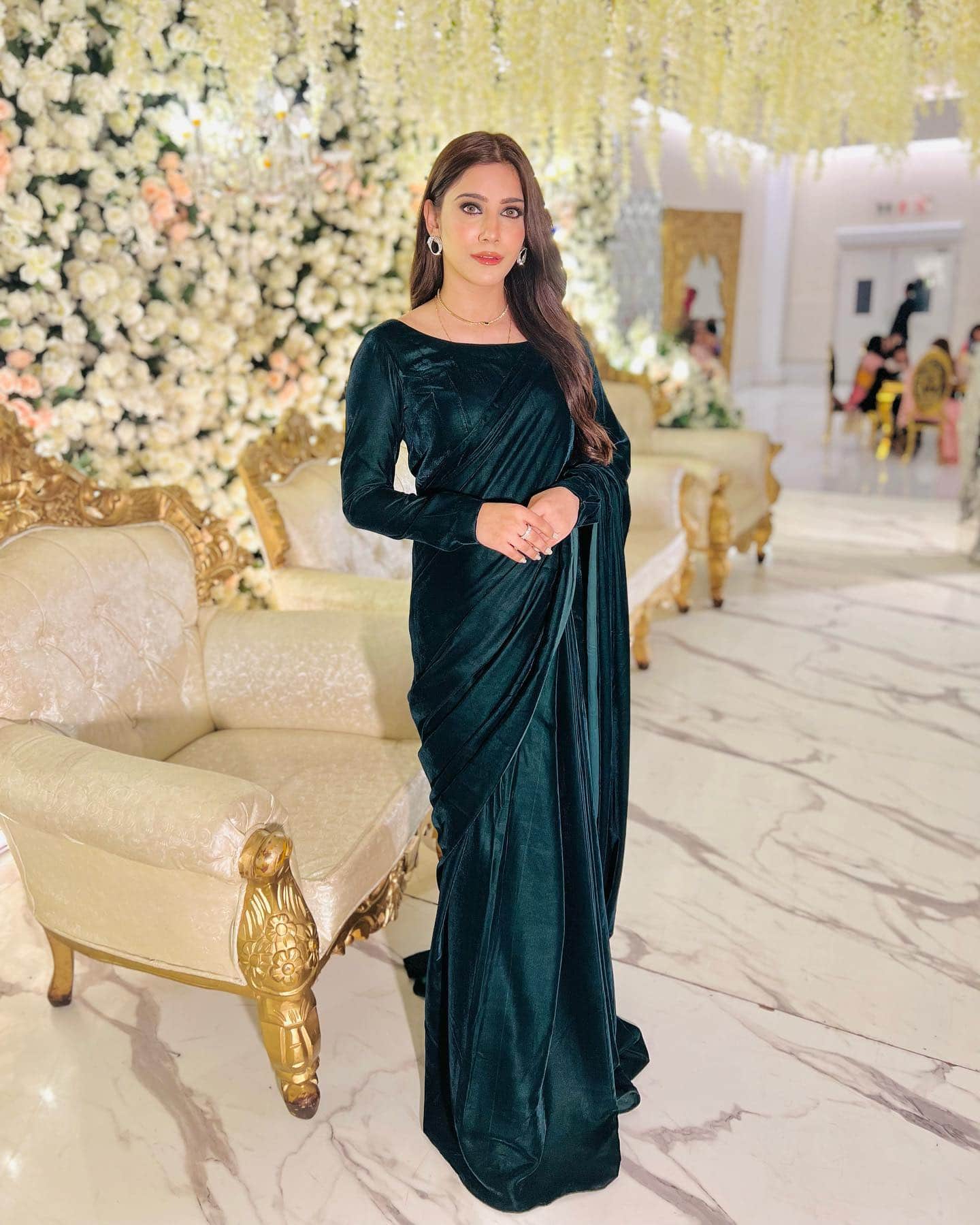 How to Wear Sarees in Winter? 22 Styling Tips