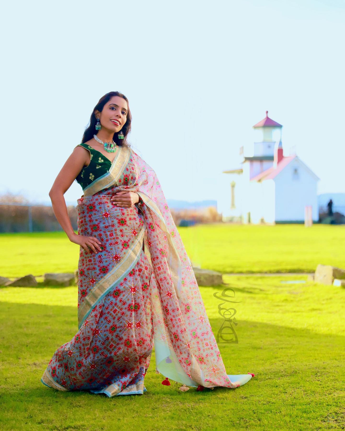 How To Wear An Organza Saree? 13 Best Organza Saree Designs