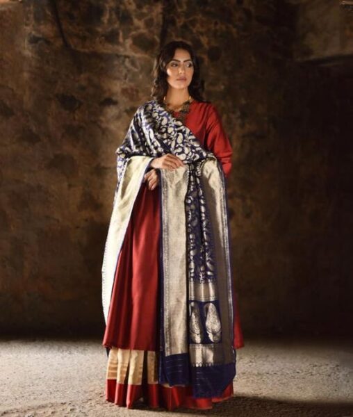 11 Ideas on How to Reuse Old Sarees to Make New Outfits