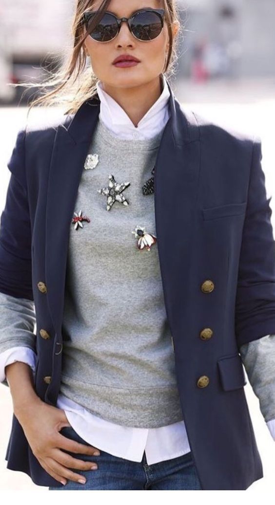 What Jewelry to Wear for Work? 19 Ideas